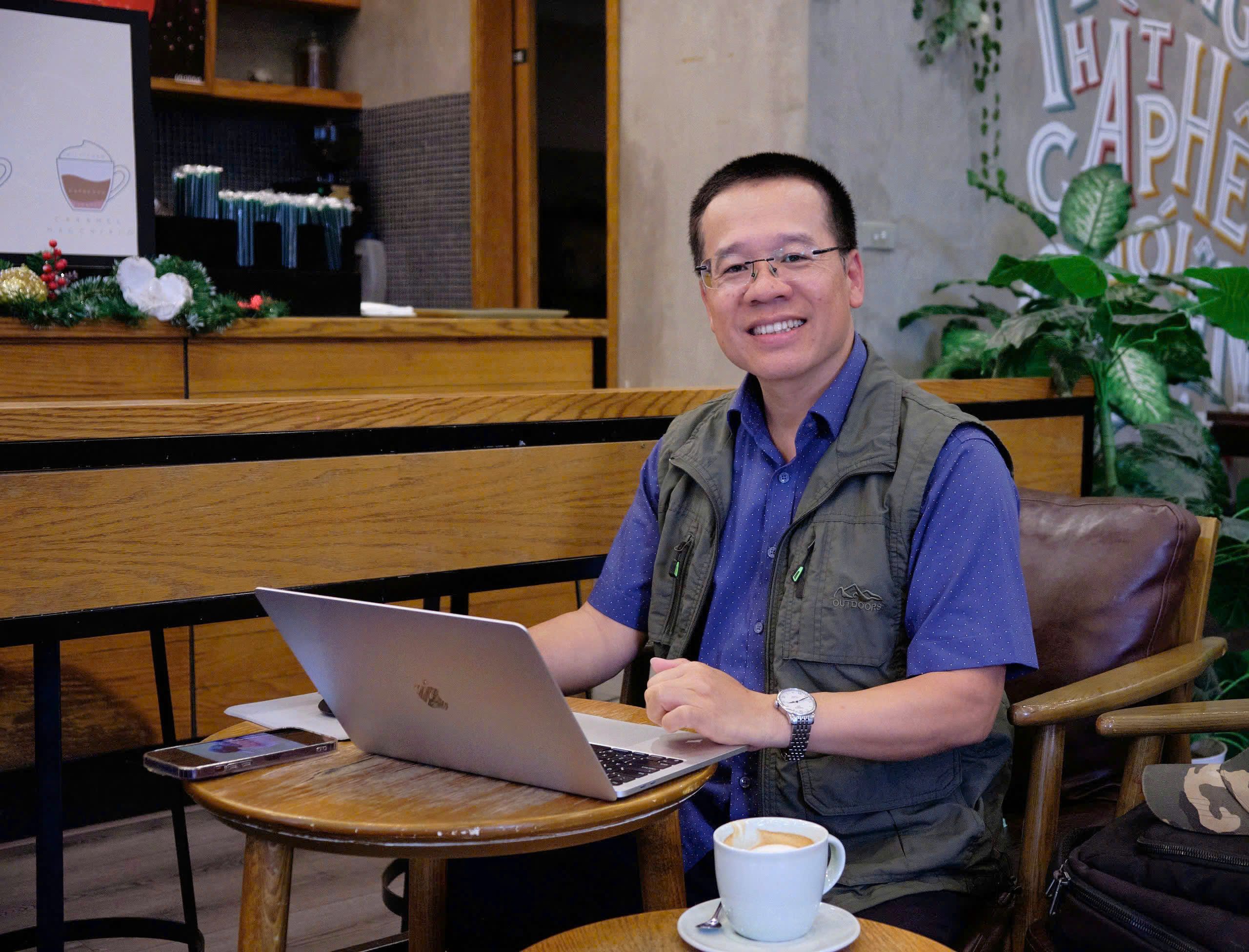 Nhà báo Đỗ Doãn Hoàng: Thước đo cao quý nhất là… đã cống hiến được gì ...